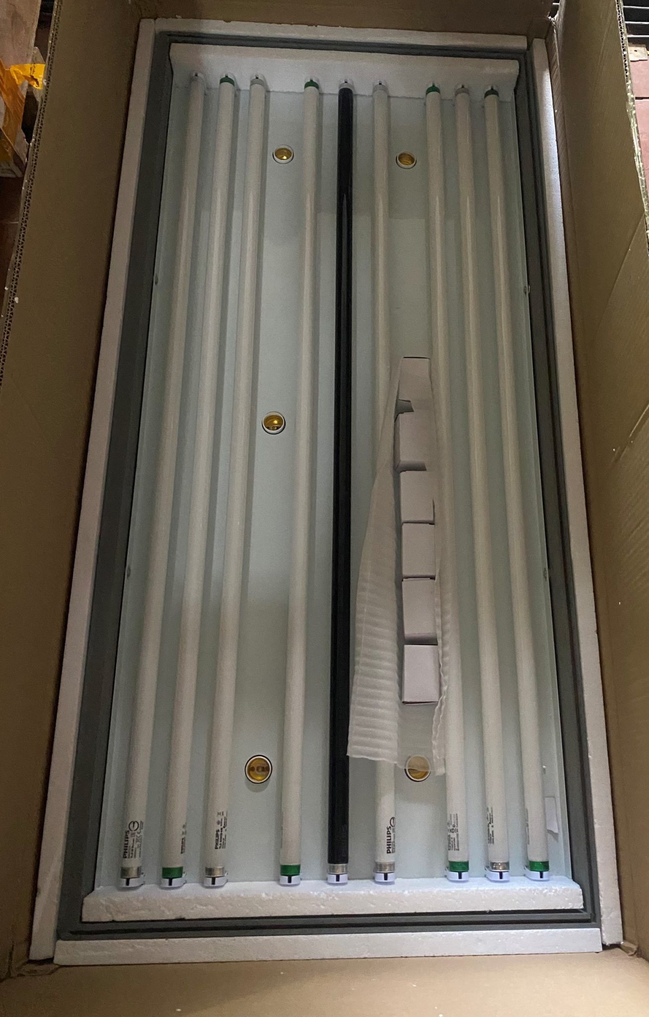 Tủ so màu P120, tủ so màu tilo, tủ giả lập các điều kiện chiếu sáng chuẩn